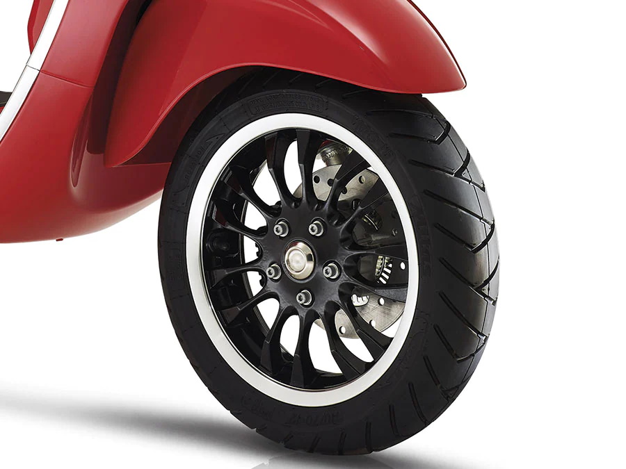 Vespa Store USA: discover all our products